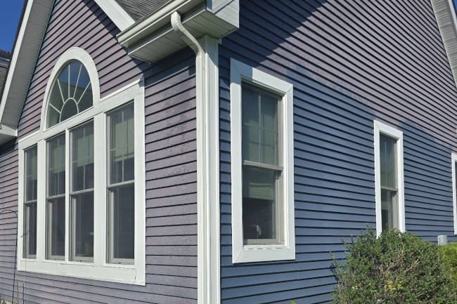 Siding Oxidation | Ocean Waves SoftWash